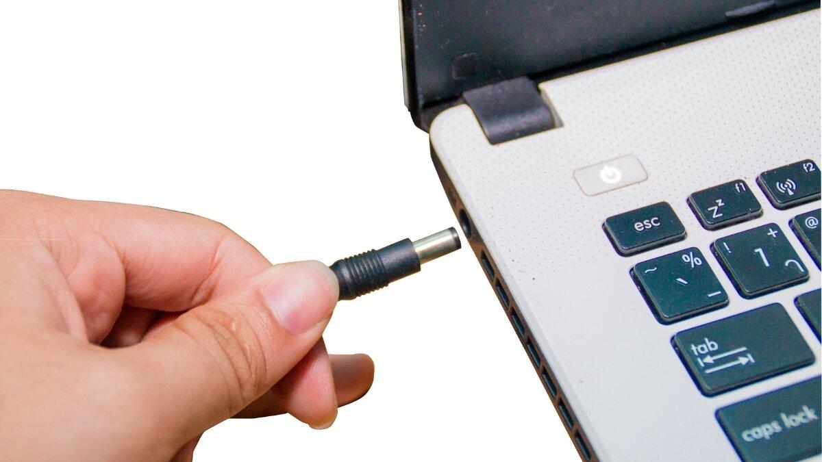 6 biện pháp giúp bạn tăng tuổi thọ pin laptop - Laptop - TechFancy.net